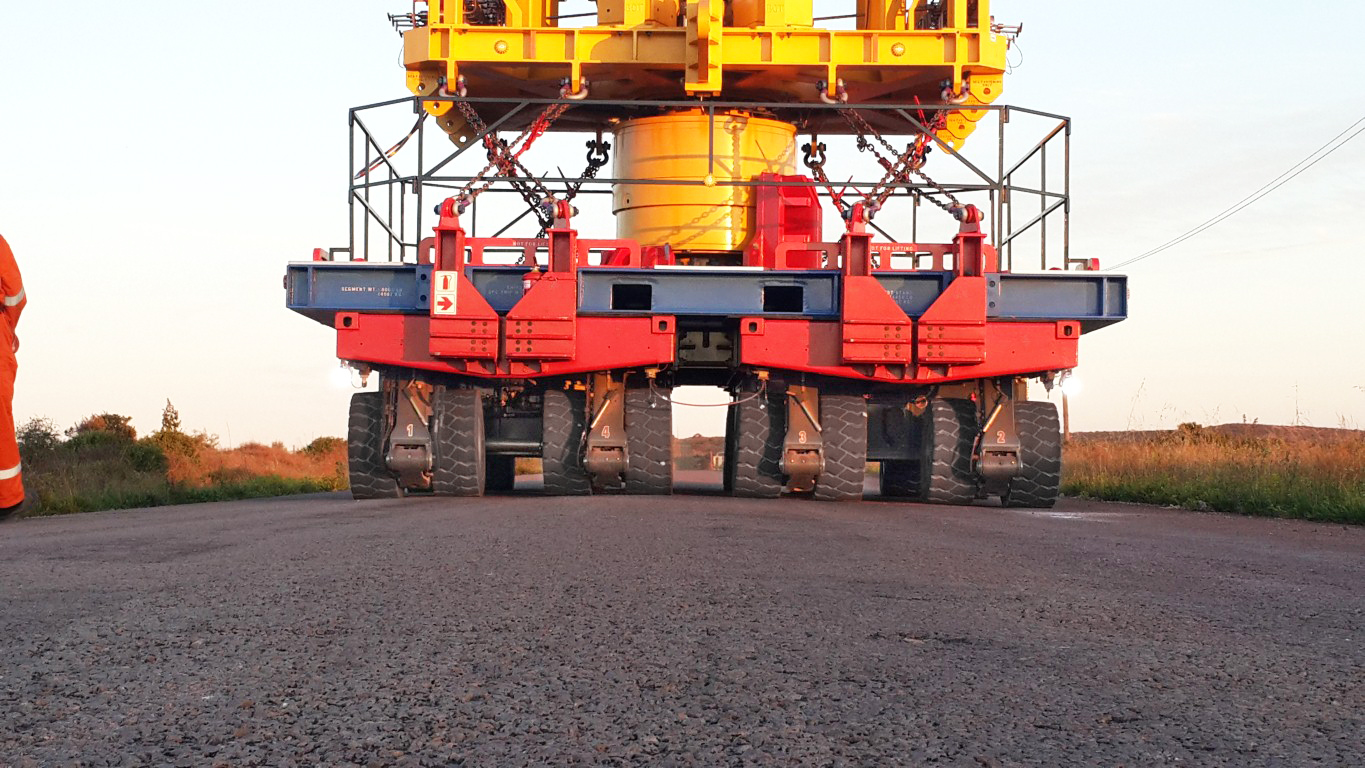 Oil Spill Response Rely on SPMT Light from SCHEUERLE - HeavyTorque