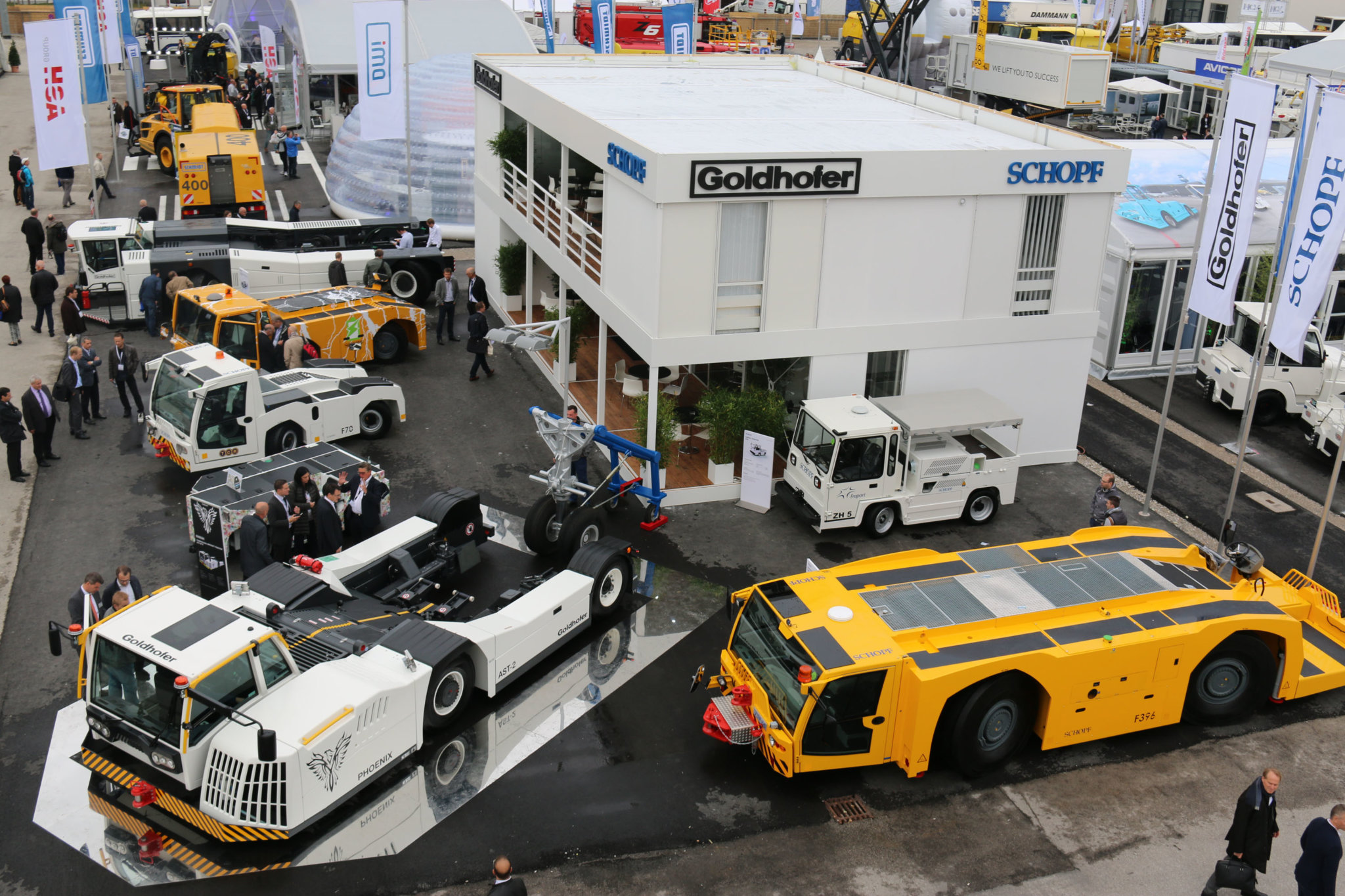 Goldhofer and Schopf take off with »PHOENIX« - HeavyTorque