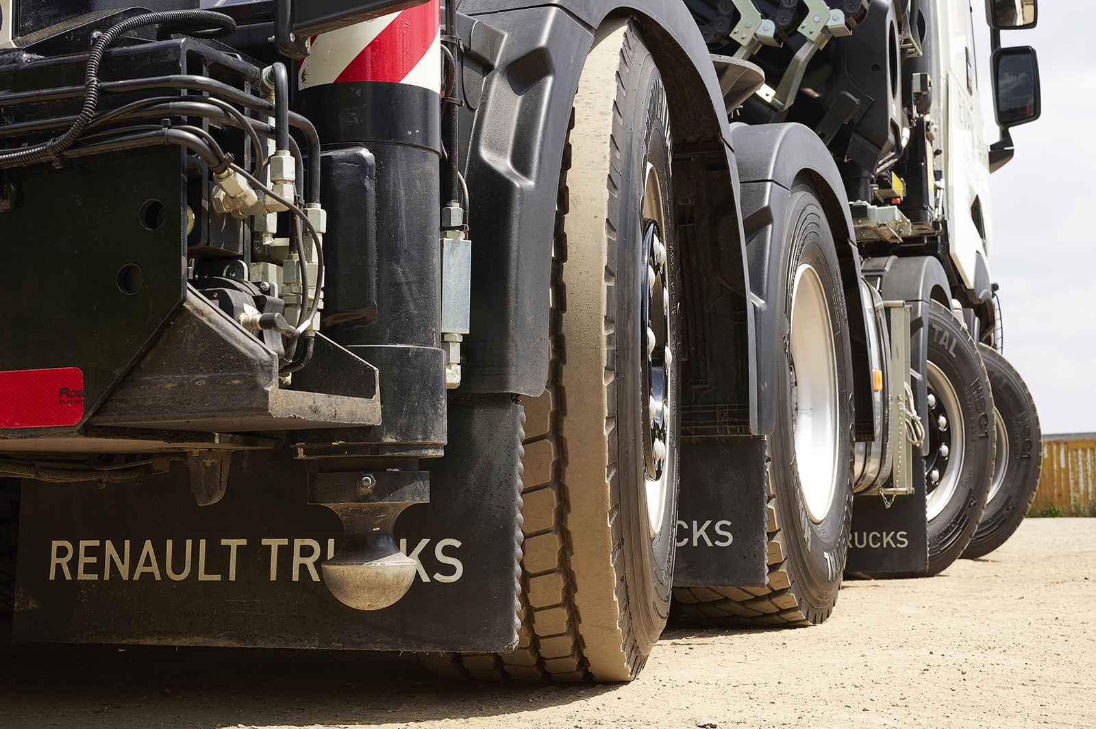 Heavy Torque Magazine – Driving the Abnormal Load Industry